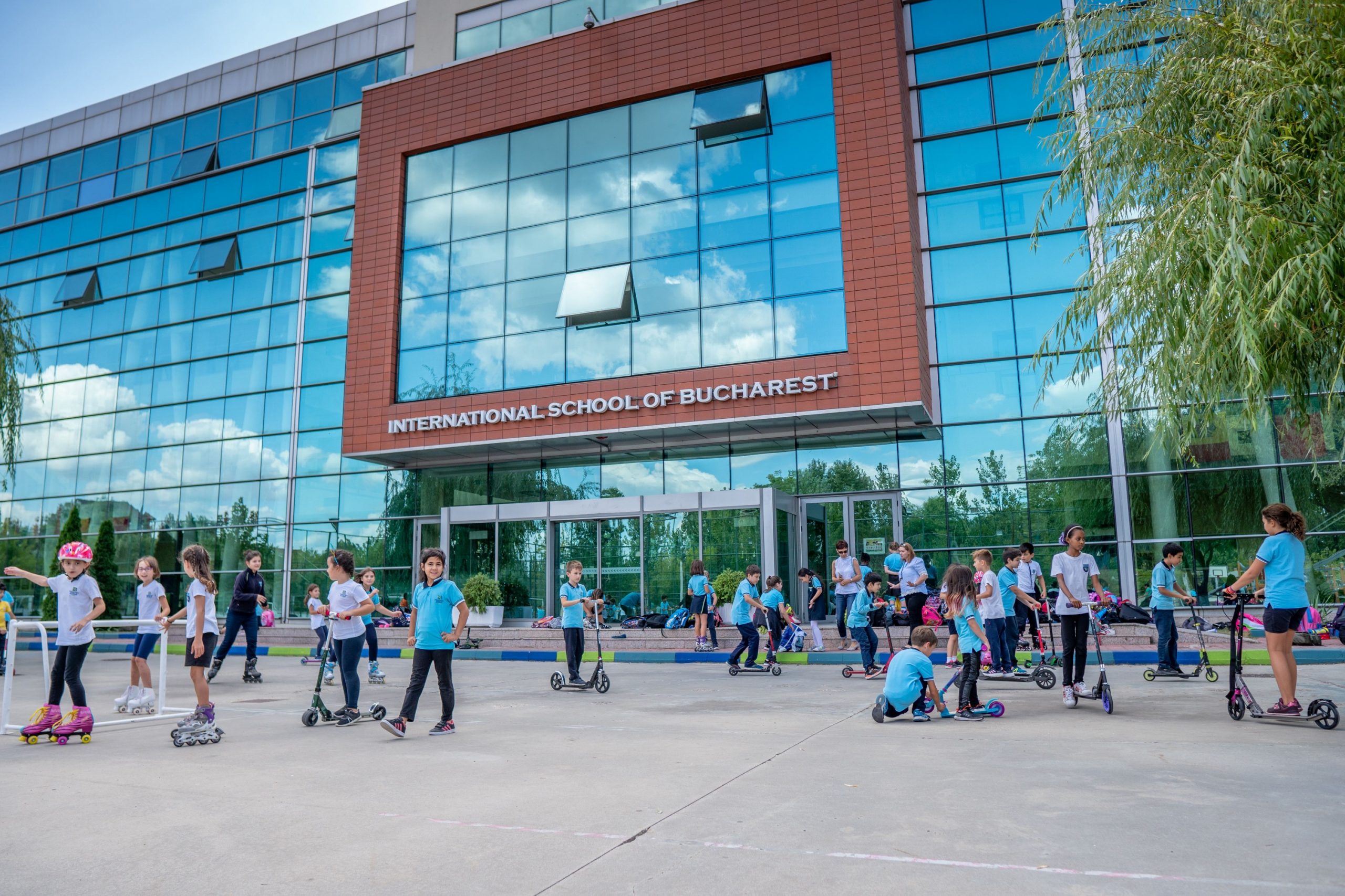 International School of Bucharest - Gimnaziu și Liceu - Educatie Privata