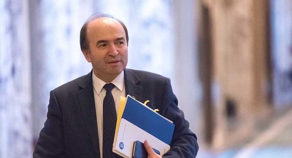 Surpriză de adio. Tudorel Toader și-a comandat plăci de marmură cu ...