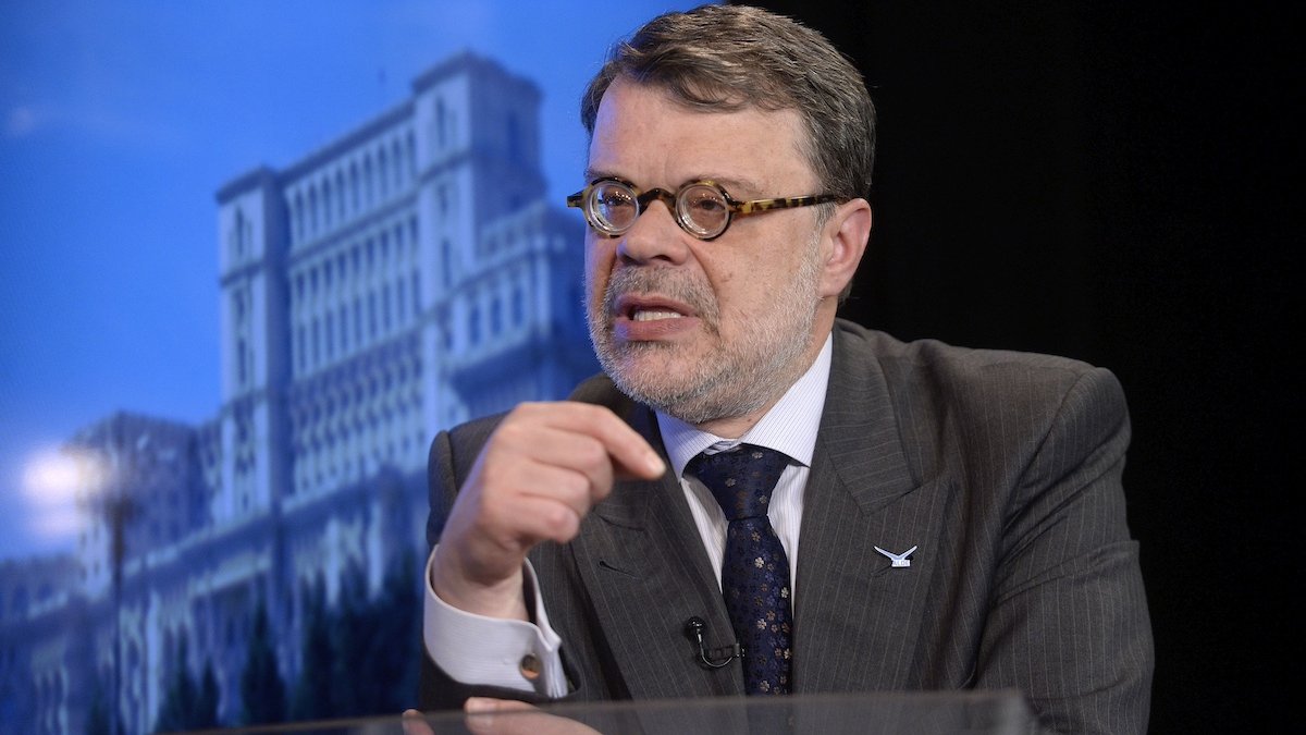 A murit profesorul universitar Daniel Barbu, fost ministru al Culturii ...